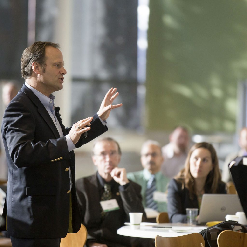 Formatout - Bureau de conférenciers, formateurs et animateurs - Nos ...